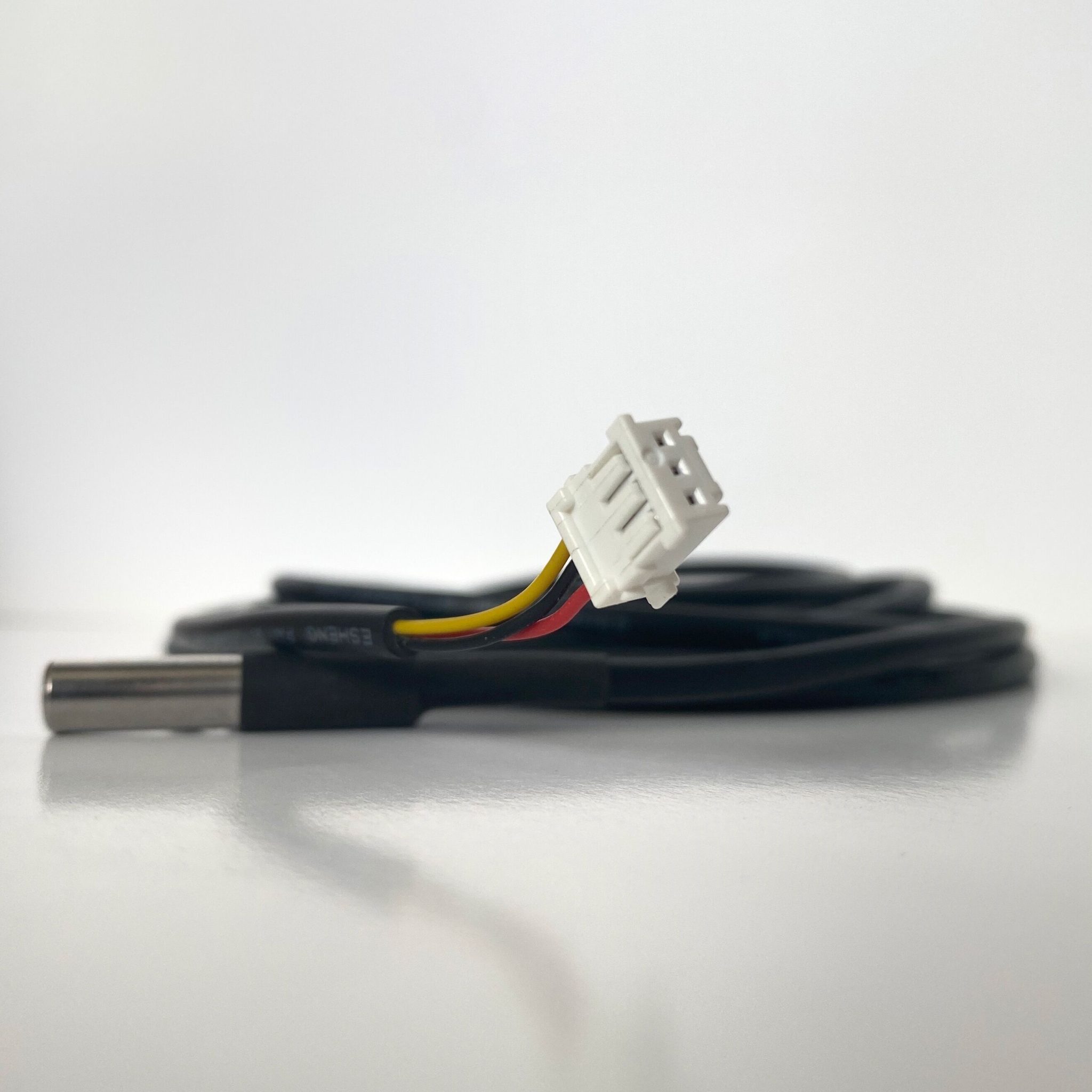 Dallas DS18B20 temperature sensor 1 wire digital sensor