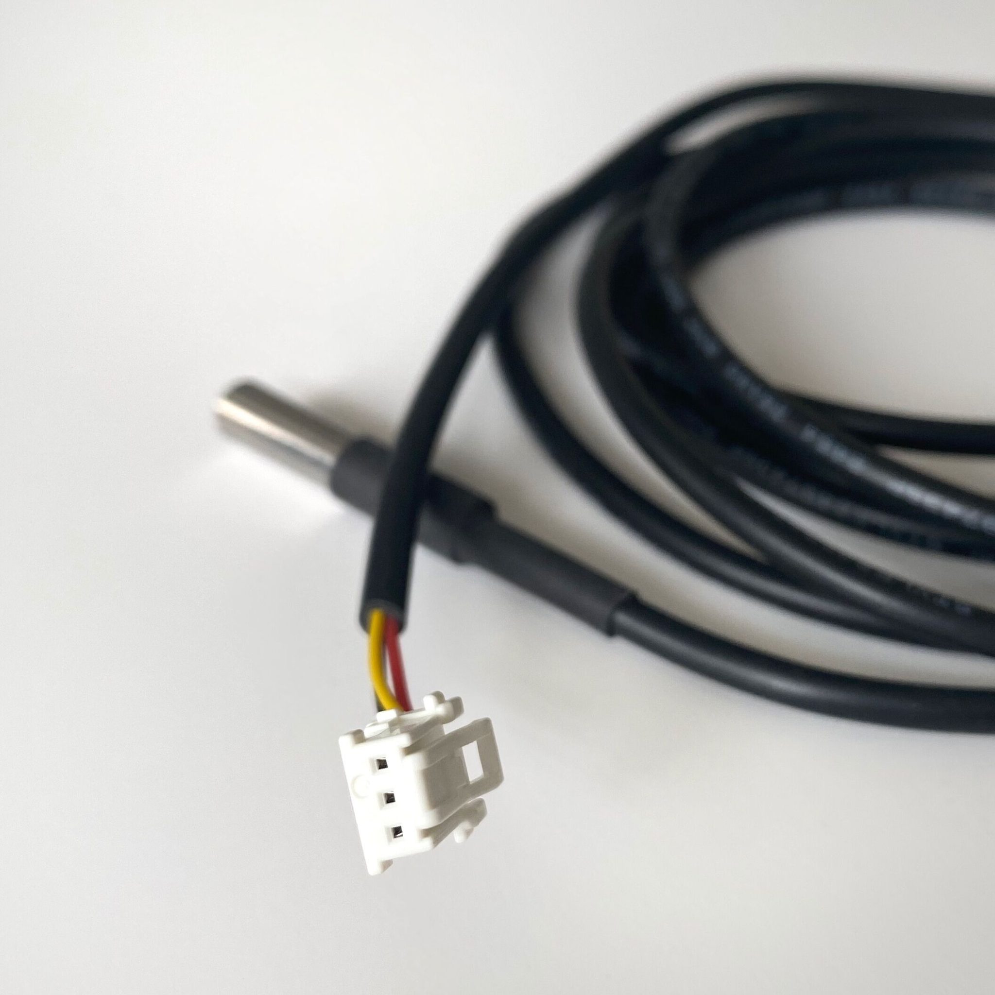 Dallas DS18B20 temperature sensor 1 wire digital sensor